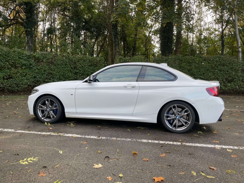 Coche BMW 240i Gasolina 2016 - 26900