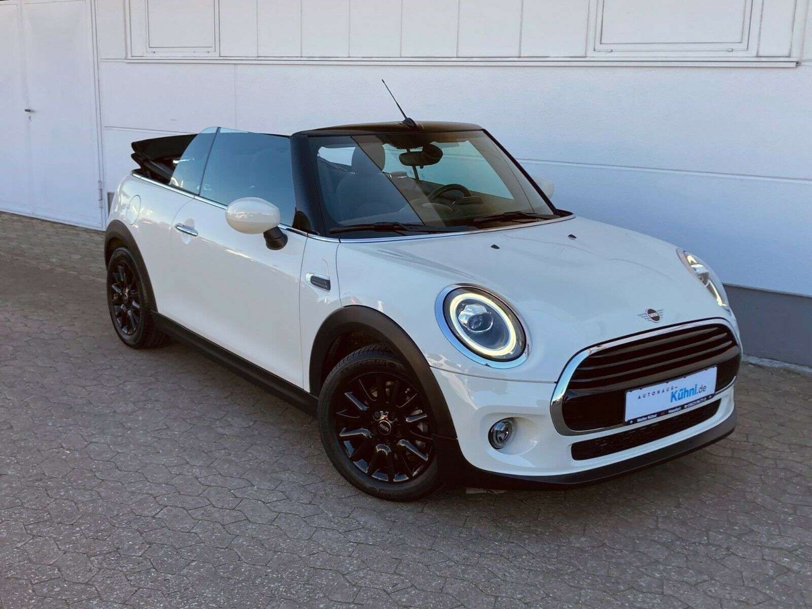 Coche MINI Cooper Cabrio Gasolina 2021 - 73254