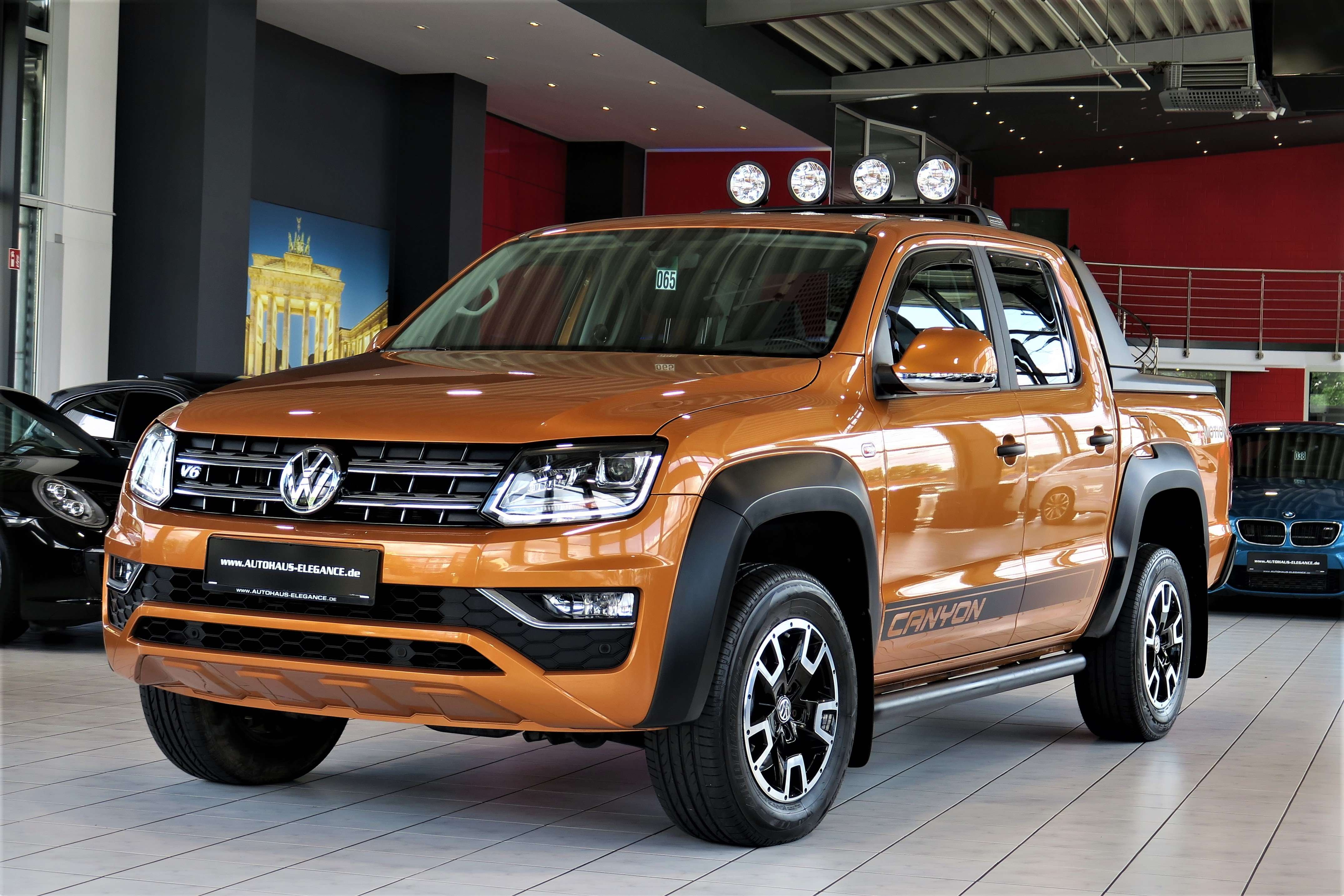 Coche VOLKSWAGEN Amarok Diésel 2019 - 936