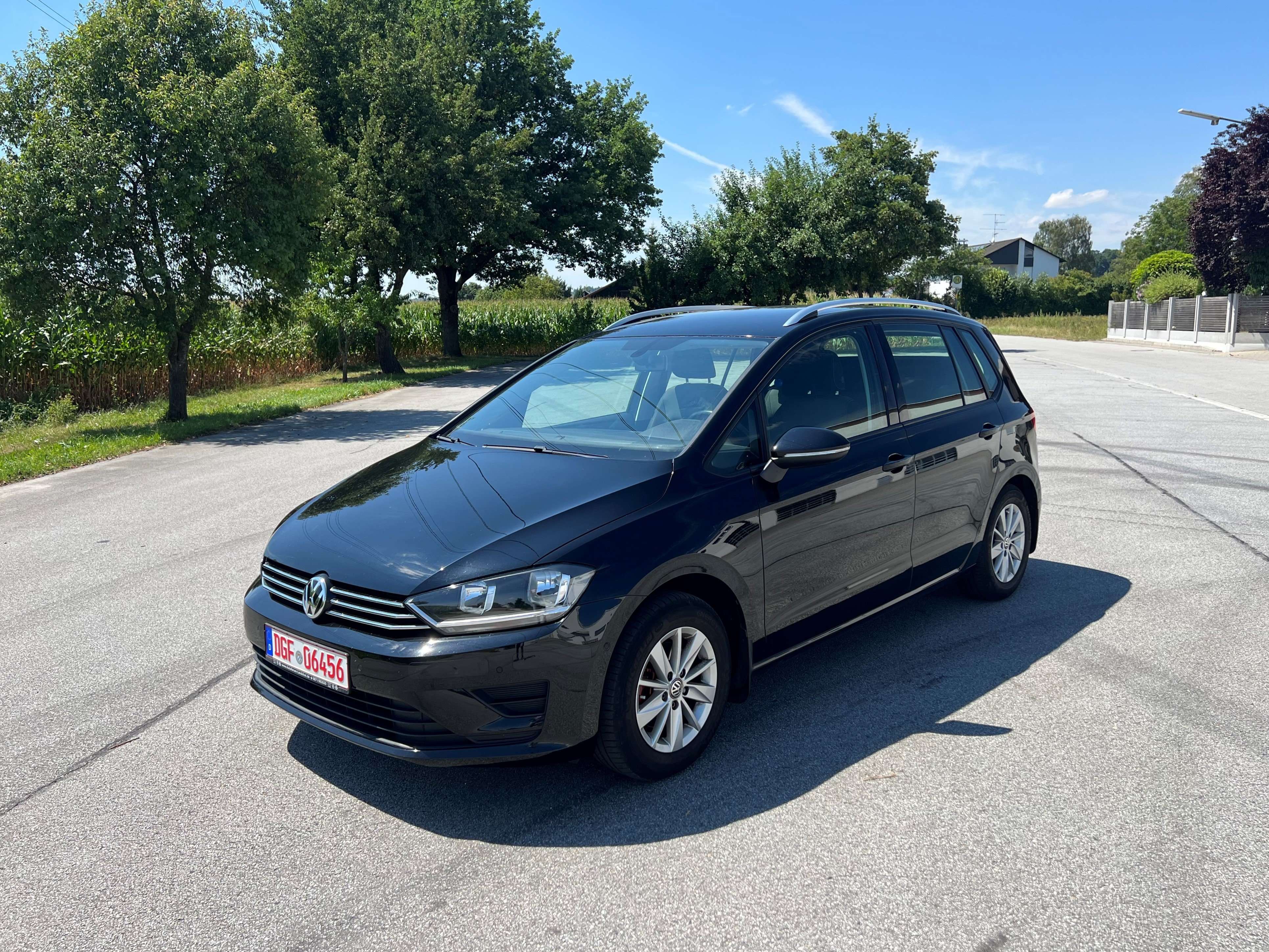 Coche VOLKSWAGEN Golf Sportsvan Diésel 2016 - 47878