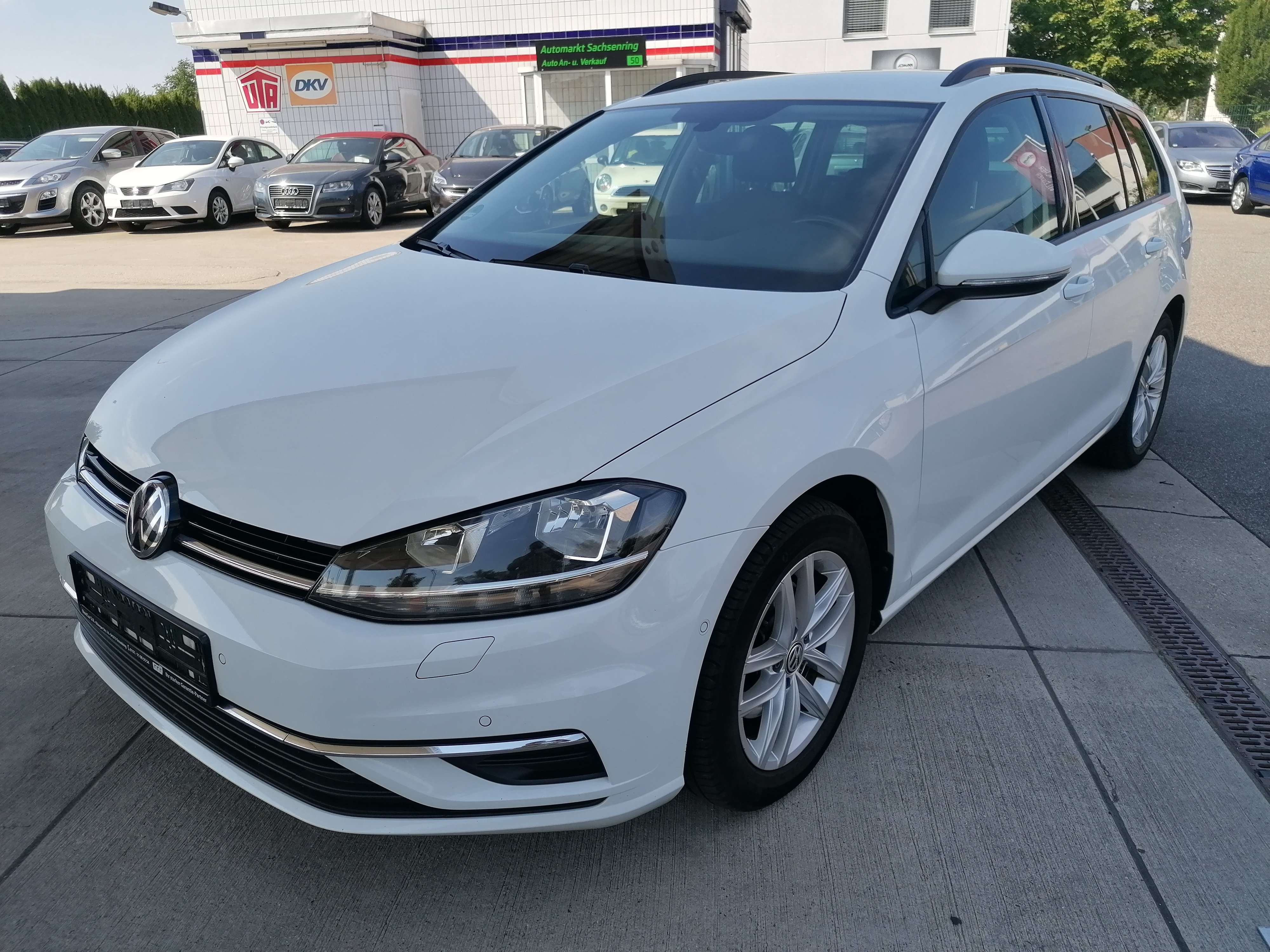 Coche VOLKSWAGEN Golf Variant Diésel 2017 - 48399